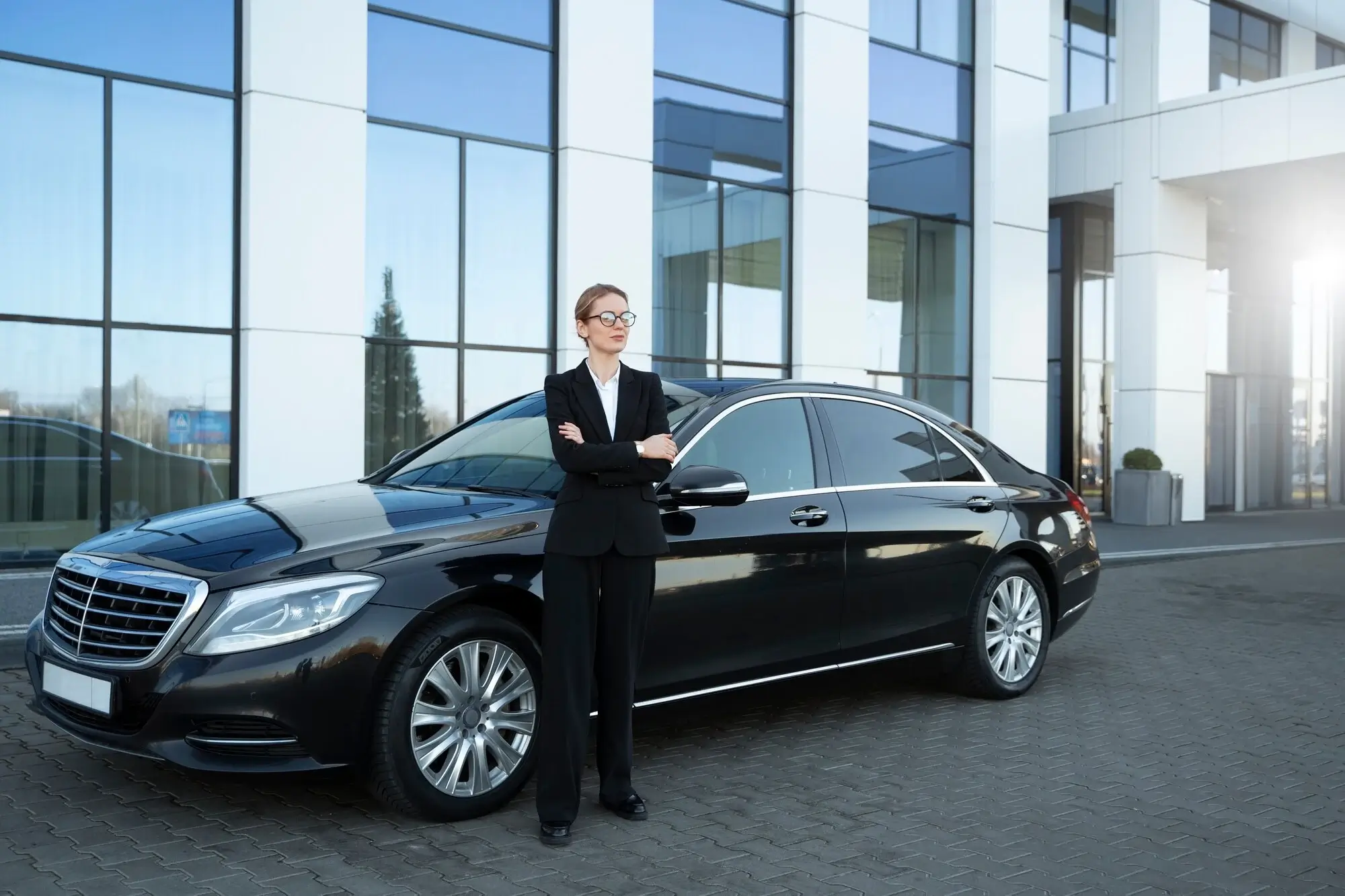 The Benefits of Hiring a Chauffeur-Driven Car for Your Special Event ...